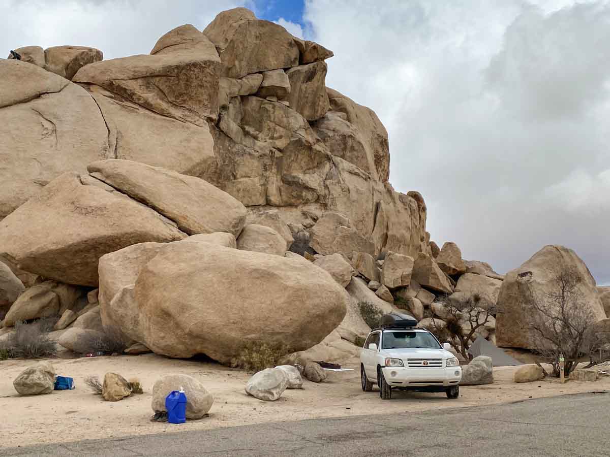 Complete Guide to 18 Joshua Tree Campgrounds (In & Out of the Park)
